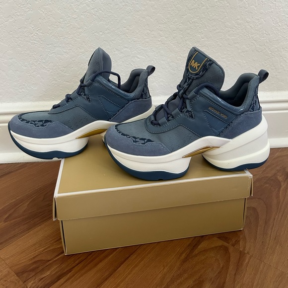 Michael Kors | Shoes | Michael Kors Womens Shoes | Poshmark